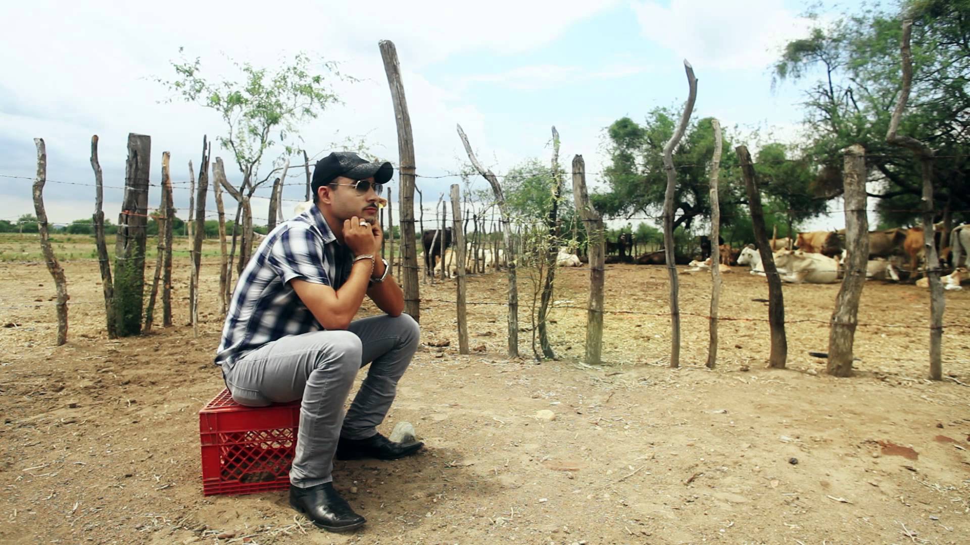 La Historia de Un Ranchero - Vídeo Oficial - Germán Montero - Radio ...